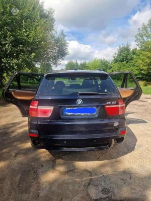 Black BMW X5 2008 in Vilnius, with an engine capacity of 2.99 L and mileage of 364 thousand km for 7200 €, photo  on AUTOMOTO.COM.LV