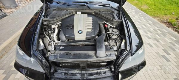 Black BMW X5 2008 in Rezekne, with an engine capacity of 3.00 L and mileage of 245 thousand km for 8500 €, photo 9 on AUTOMOTO.COM.LV