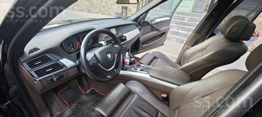 Melns BMW X5 2008 Rēzekne, ar dzinēja tilpumu 3.00 L un nobraukumu 245 tūkst. km par 8500 €, foto 12 vietnē AUTOMOTO.COM.LV