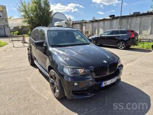 Melns BMW X5 2008 Rīga, ar dzinēja tilpumu 3.00 L un nobraukumu 284 tūkst. km par 9490 €, foto 3 vietnē AUTOMOTO.COM.LV