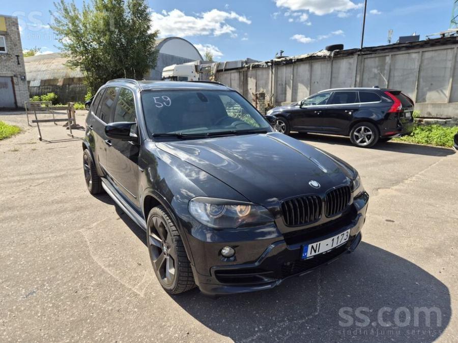 Melns BMW X5 2008 Rīga, ar dzinēja tilpumu 3.00 L un nobraukumu 284 tūkst. km par 9490 €, foto 3 vietnē AUTOMOTO.COM.LV