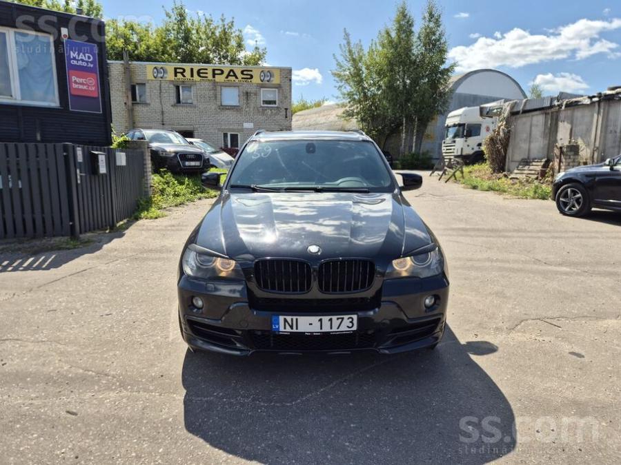 Melns BMW X5 2008 Rīga, ar dzinēja tilpumu 3.00 L un nobraukumu 284 tūkst. km par 9490 €, foto 4 vietnē AUTOMOTO.COM.LV