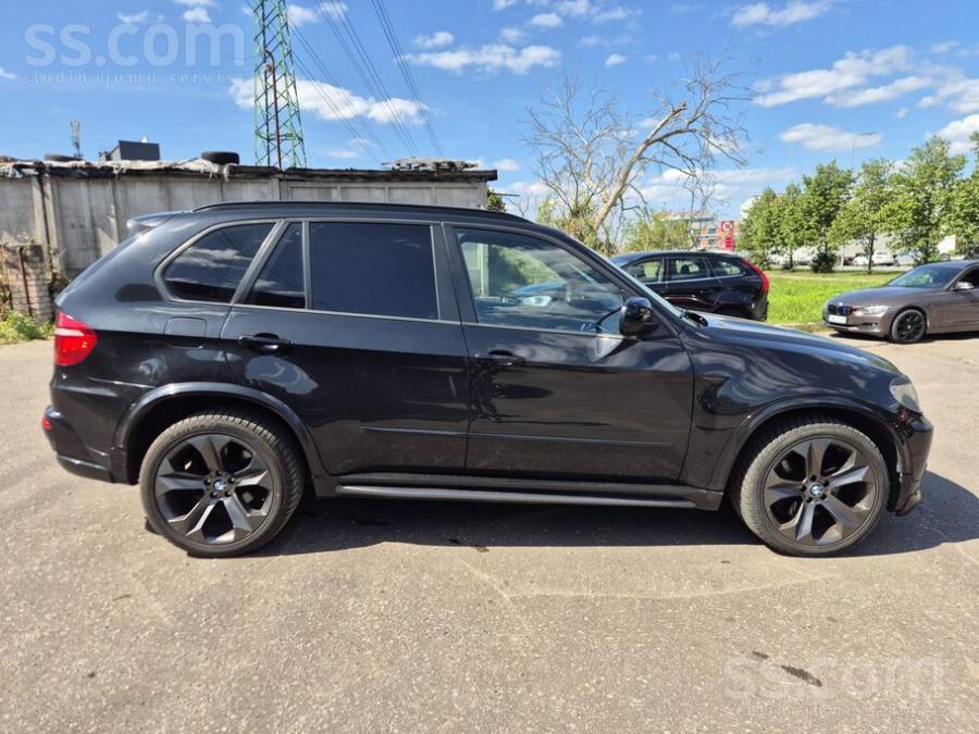 Melns BMW X5 2008 Rīga, ar dzinēja tilpumu 3.00 L un nobraukumu 284 tūkst. km par 9490 €, foto 6 vietnē AUTOMOTO.COM.LV