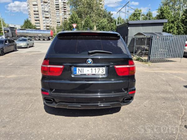 Melns BMW X5 2008 Rīga, ar dzinēja tilpumu 3.00 L un nobraukumu 284 tūkst. km par 9490 €, foto 7 vietnē AUTOMOTO.COM.LV