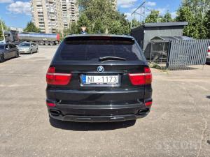 Melns BMW X5 2008 Rīga, ar dzinēja tilpumu 3.00 L un nobraukumu 284 tūkst. km par 9490 €, foto 8 vietnē AUTOMOTO.COM.LV