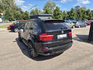 Melns BMW X5 2008 Rīga, ar dzinēja tilpumu 3.00 L un nobraukumu 284 tūkst. km par 9490 €, foto 9 vietnē AUTOMOTO.COM.LV