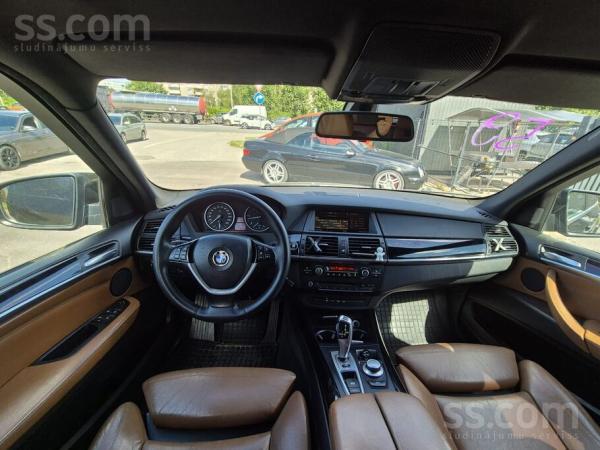 Melns BMW X5 2008 Rīga, ar dzinēja tilpumu 3.00 L un nobraukumu 284 tūkst. km par 9490 €, foto 10 vietnē AUTOMOTO.COM.LV