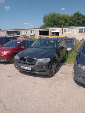Melns BMW X5 2008 Kauņa, ar dzinēja tilpumu 2.99 L un nobraukumu 0 tūkst. km par 6500 €, foto 3 vietnē AUTOMOTO.COM.LV