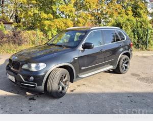 Melns BMW X5 2008 Rīga, ar dzinēja tilpumu 3.00 L un nobraukumu 249 tūkst. km par 7000 €, foto  vietnē AUTOMOTO.COM.LV