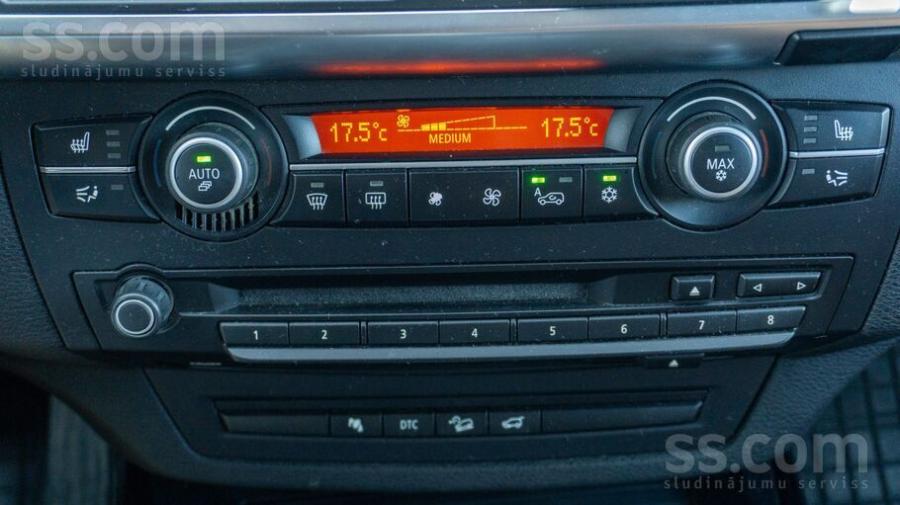 Black BMW X5 2008 in Riga, with an engine capacity of 3.00 L and mileage of 284 thousand km for 9490 €, photo 18 on AUTOMOTO.COM.LV
