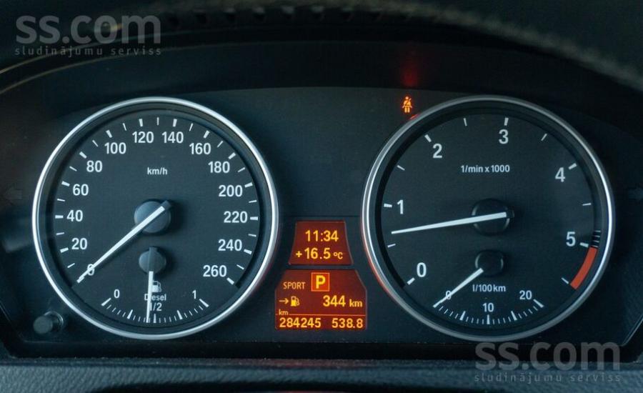 Black BMW X5 2008 in Riga, with an engine capacity of 3.00 L and mileage of 284 thousand km for 9490 €, photo 20 on AUTOMOTO.COM.LV