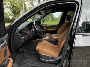 Melns BMW X5 2008 Cēsis, ar dzinēja tilpumu 3.00 L un nobraukumu 273 tūkst. km par 9950 €, foto 9 vietnē AUTOMOTO.COM.LV