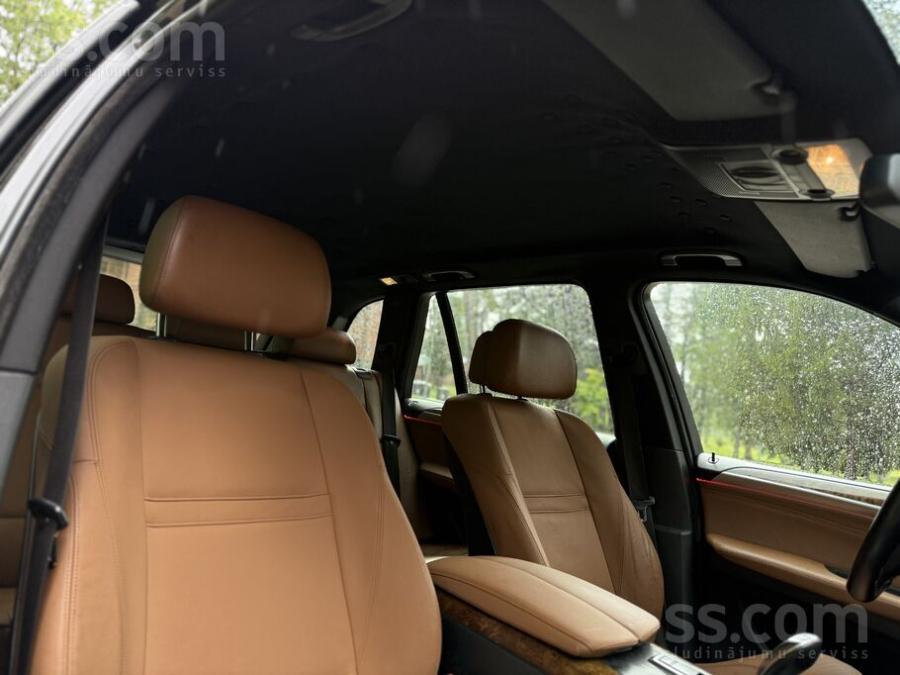 Melns BMW X5 2008 Cēsis, ar dzinēja tilpumu 3.00 L un nobraukumu 273 tūkst. km par 9950 €, foto 20 vietnē AUTOMOTO.COM.LV