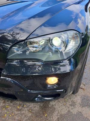 Melns BMW X5 2008 Marijampole, ar dzinēja tilpumu 2.99 L un nobraukumu 327 tūkst. km par 7998 €, foto 17 vietnē AUTOMOTO.COM.LV