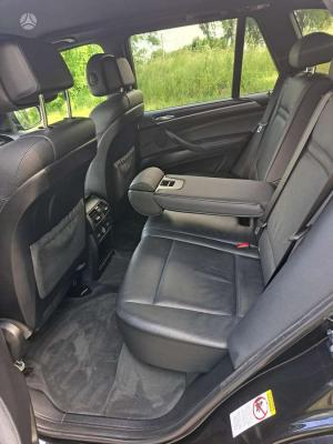 Melns BMW X5 2008 Marijampole, ar dzinēja tilpumu 2.99 L un nobraukumu 327 tūkst. km par 7998 €, foto 22 vietnē AUTOMOTO.COM.LV