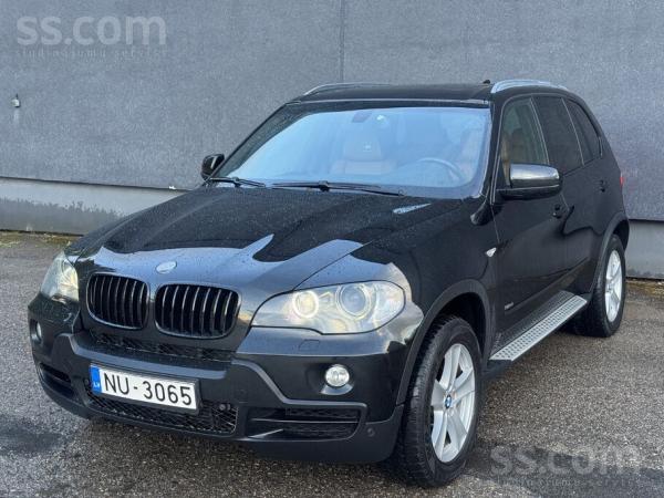 Melns BMW X5 2008 Cēsis, ar dzinēja tilpumu 3.00 L un nobraukumu 296 tūkst. km par 8490 €, foto 5 vietnē AUTOMOTO.COM.LV