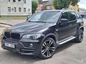 Black BMW X5 2008 in Siauliai, with an engine capacity of 2.99 L and mileage of 525 thousand km for 7900 €, photo 4 on AUTOMOTO.COM.LV