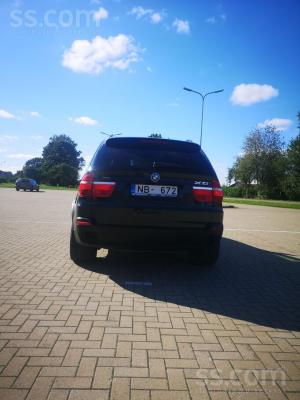 Melns BMW X5 2008 Cēsis, ar dzinēja tilpumu 3.00 L un nobraukumu 313 tūkst. km par 7900 €, foto 4 vietnē AUTOMOTO.COM.LV