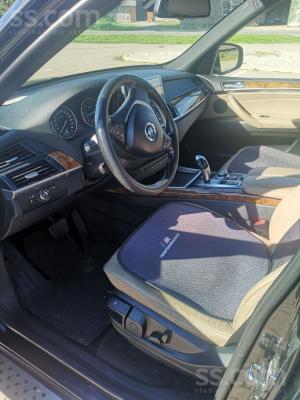Melns BMW X5 2008 Cēsis, ar dzinēja tilpumu 3.00 L un nobraukumu 313 tūkst. km par 7900 €, foto 7 vietnē AUTOMOTO.COM.LV