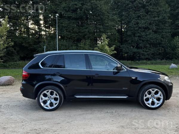 Melns BMW X5 2008 Rīga, ar dzinēja tilpumu 3.00 L un nobraukumu 0 tūkst. km par 8500 €, foto 4 vietnē AUTOMOTO.COM.LV