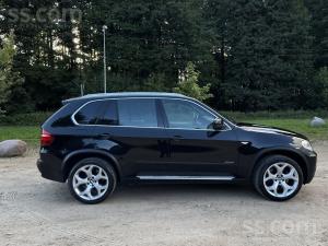 Черный БМВ Х5 2008 в Рига, объемом двигателя 3.00 л и пробегом 0 тыс. км за 8500 €, фото 4 на AUTOMOTO.COM.LV