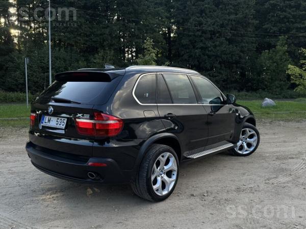 Melns BMW X5 2008 Rīga, ar dzinēja tilpumu 3.00 L un nobraukumu 0 tūkst. km par 8500 €, foto 5 vietnē AUTOMOTO.COM.LV