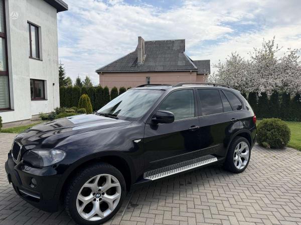 Melns BMW X5 2008 Viļņa, ar dzinēja tilpumu 2.99 L un nobraukumu 343 tūkst. km par 7500 €, foto 4 vietnē AUTOMOTO.COM.LV