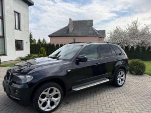 Black BMW X5 2008 in Vilnius, with an engine capacity of 2.99 L and mileage of 343 thousand km for 7500 €, photo 5 on AUTOMOTO.COM.LV