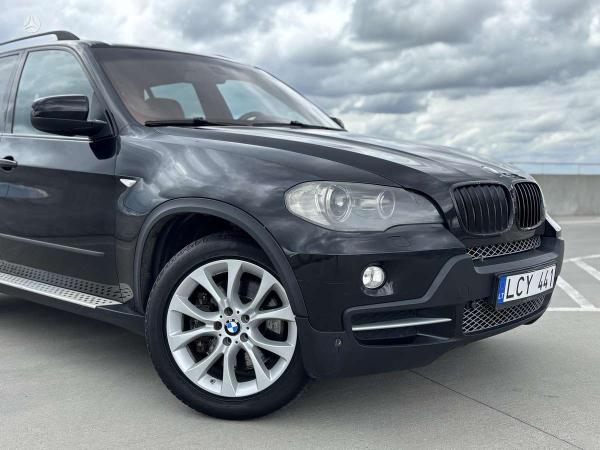 Melns BMW X5 2008 Viļņa, ar dzinēja tilpumu 2.99 L un nobraukumu 344 tūkst. km par 5899 €, foto 3 vietnē AUTOMOTO.COM.LV