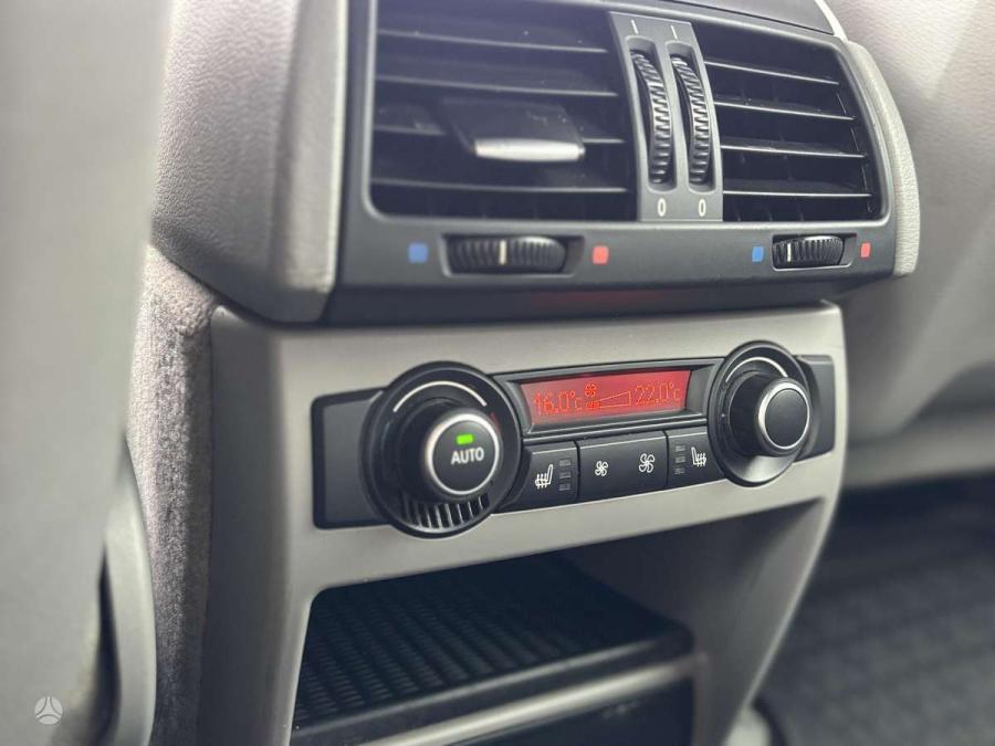 Black BMW X5 2008 in Vilnius, with an engine capacity of 2.99 L and mileage of 344 thousand km for 5899 €, photo 24 on AUTOMOTO.COM.LV