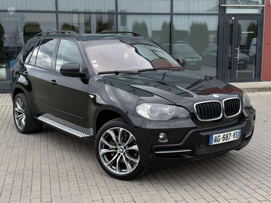 Black BMW X5 2008 in Klaipeda, with an engine capacity of 2.99 L and mileage of 229 thousand km for 6499 €, photo 1 on AUTOMOTO.COM.LV