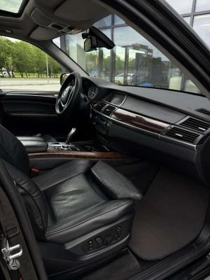 Black BMW X5 2008 in Klaipeda, with an engine capacity of 2.99 L and mileage of 229 thousand km for 6499 €, photo 14 on AUTOMOTO.COM.LV