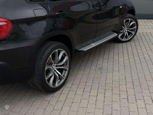 Black BMW X5 2008 in Klaipeda, with an engine capacity of 2.99 L and mileage of 229 thousand km for 6499 €, photo 17 on AUTOMOTO.COM.LV