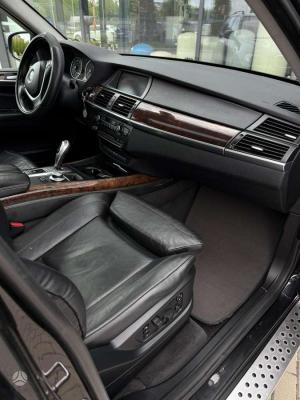 Black BMW X5 2008 in Klaipeda, with an engine capacity of 2.99 L and mileage of 229 thousand km for 6499 €, photo 25 on AUTOMOTO.COM.LV
