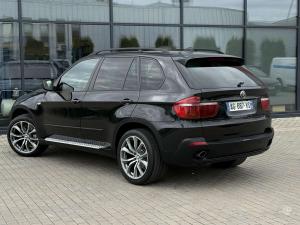 Black BMW X5 2008 in Klaipeda, with an engine capacity of 2.99 L and mileage of 229 thousand km for 6499 €, photo 27 on AUTOMOTO.COM.LV