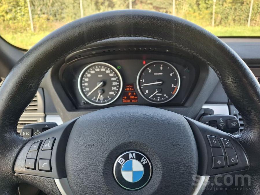 Melns BMW X5 2008 Rīga, ar dzinēja tilpumu 3.00 L un nobraukumu 236 tūkst. km par 9995 €, foto 23 vietnē AUTOMOTO.COM.LV