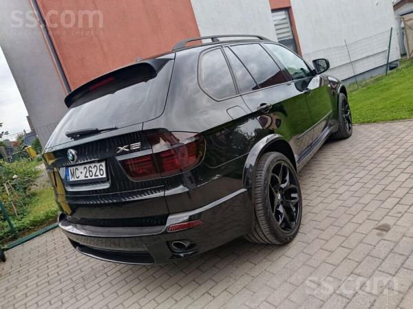 Melns BMW X5 2008 Rīga, ar dzinēja tilpumu 3.00 L un nobraukumu 380 tūkst. km par 8999 €, foto 5 vietnē AUTOMOTO.COM.LV