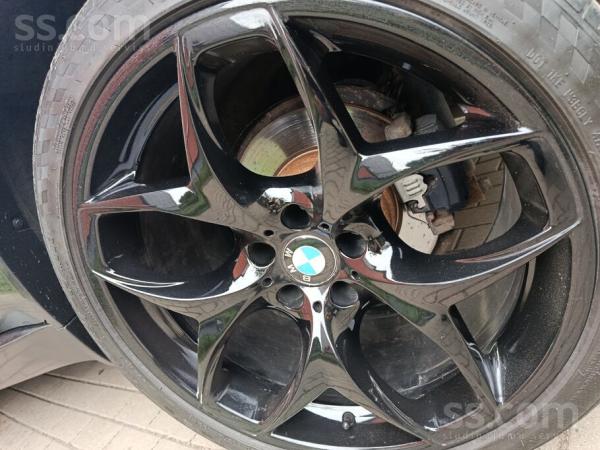 Melns BMW X5 2008 Rīga, ar dzinēja tilpumu 3.00 L un nobraukumu 380 tūkst. km par 8999 €, foto 8 vietnē AUTOMOTO.COM.LV