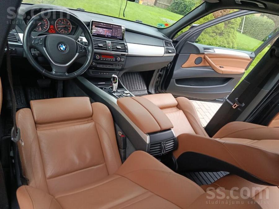 Black BMW X5 2008 in Riga, with an engine capacity of 3.00 L and mileage of 380 thousand km for 8999 €, photo 16 on AUTOMOTO.COM.LV