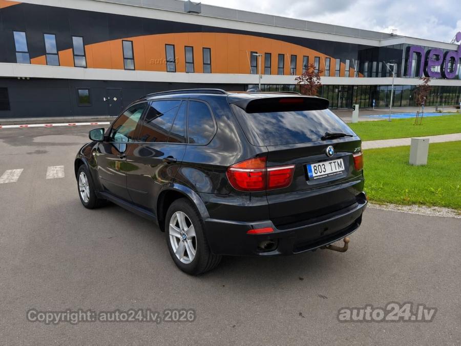 Черный БМВ Х5 2008 в Нарва, объемом двигателя 3.00 л и пробегом 490 тыс. км за 5900 €, фото 5 на AUTOMOTO.COM.LV