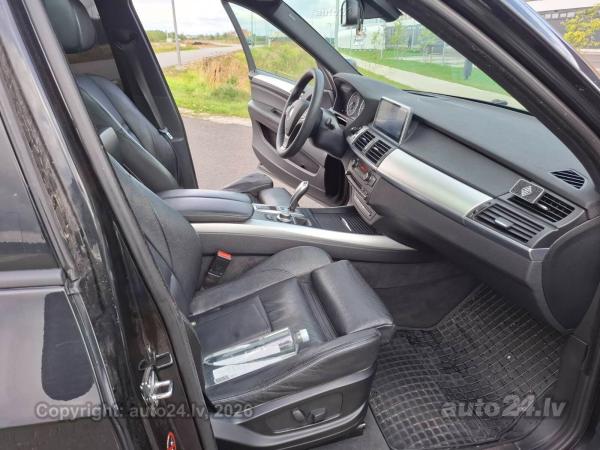 Black BMW X5 2008 in Narva, with an engine capacity of 3.00 L and mileage of 490 thousand km for 5900 €, photo 10 on AUTOMOTO.COM.LV