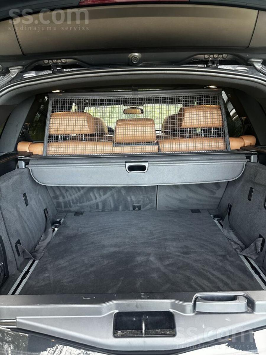 Black BMW X5 2008 in Jurmala, with an engine capacity of 3.00 L and mileage of 389 thousand km for 10000 €, photo 12 on AUTOMOTO.COM.LV