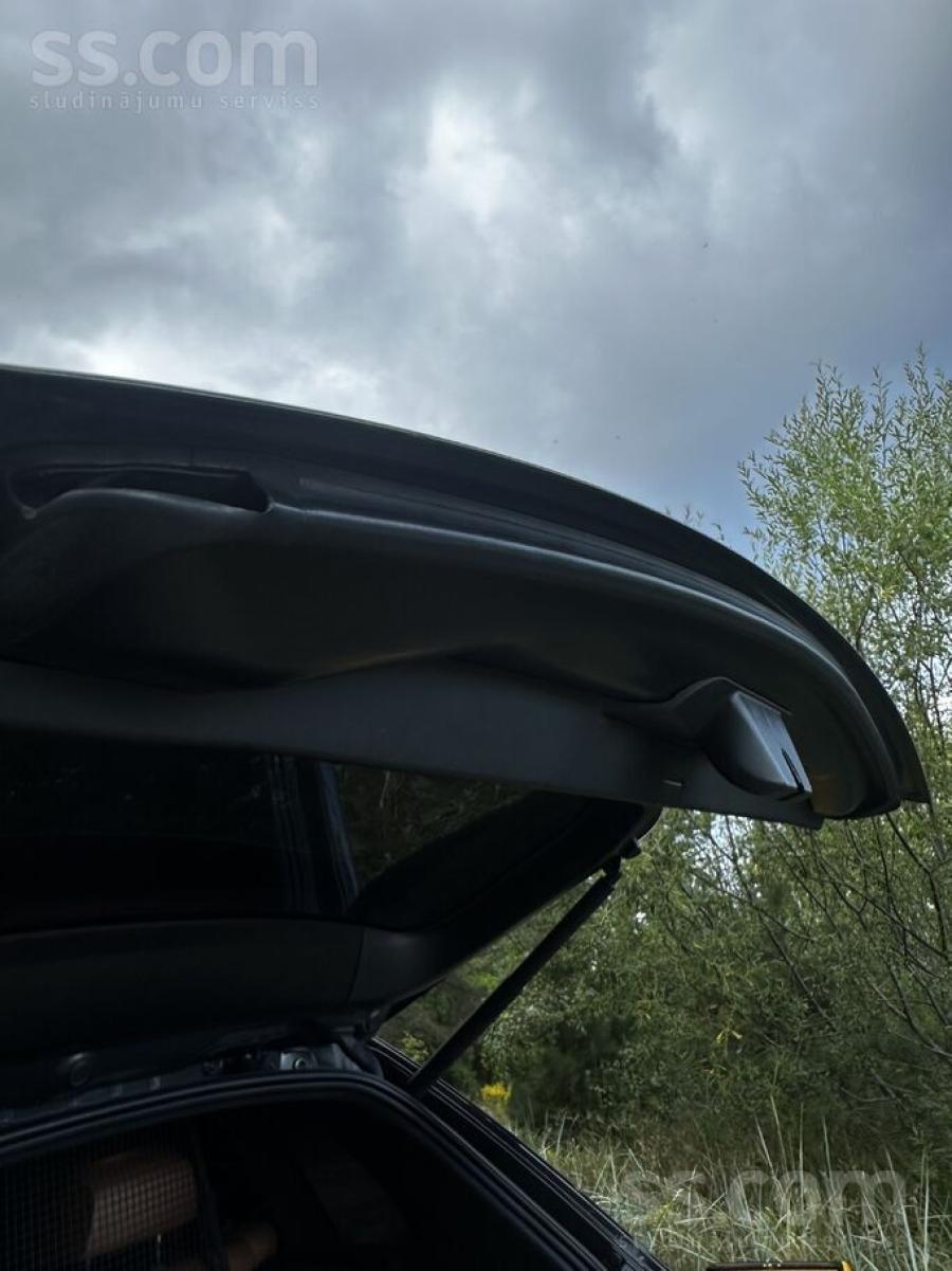 Black BMW X5 2008 in Jurmala, with an engine capacity of 3.00 L and mileage of 389 thousand km for 10000 €, photo 14 on AUTOMOTO.COM.LV