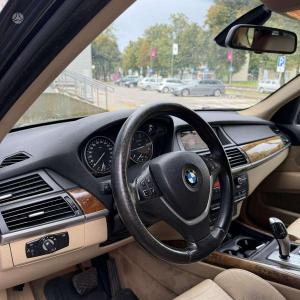 Melns BMW X5 2008 Kaišiadorys, ar dzinēja tilpumu 2.99 L un nobraukumu 282 tūkst. km par 6950 €, foto 19 vietnē AUTOMOTO.COM.LV