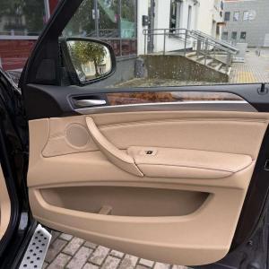 Melns BMW X5 2008 Kaišiadorys, ar dzinēja tilpumu 2.99 L un nobraukumu 282 tūkst. km par 6950 €, foto 23 vietnē AUTOMOTO.COM.LV