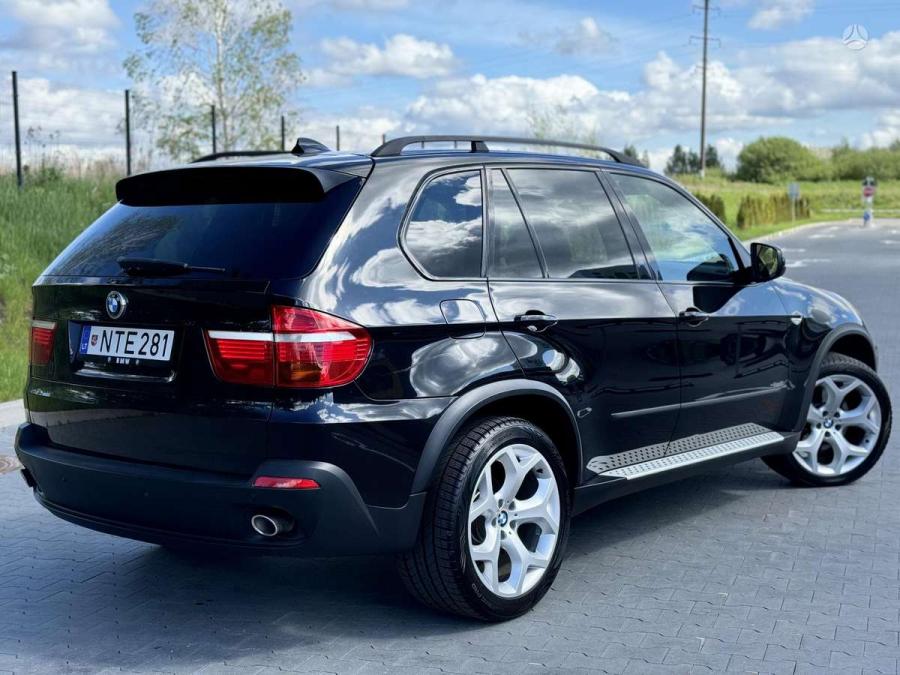 Melns BMW X5 2008 Kauņa, ar dzinēja tilpumu 2.99 L un nobraukumu 198 tūkst. km par 11999 €, foto 4 vietnē AUTOMOTO.COM.LV