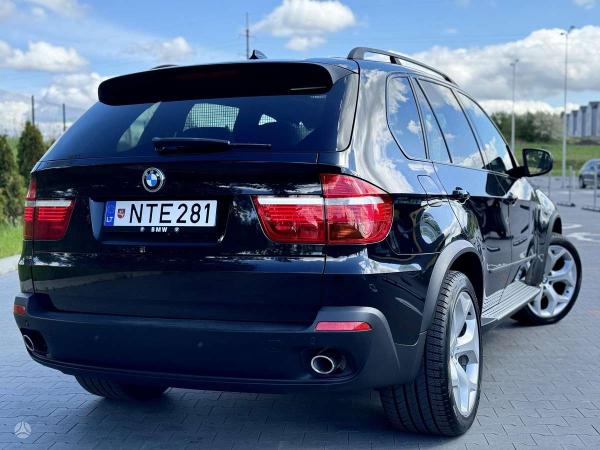 БМВ Х5 2008 в Каунас на AUTOMOTO.COM.LV Черный БМВ Х5 2008 в Каунас, объемом двигателя 2.99 л и пробегом 198 тыс. км за 11999 €, фото 10 на AUTOMOTO.COM.LV