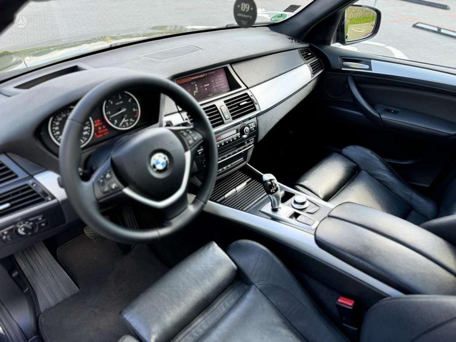 Melns BMW X5 2008 Kauņa, ar dzinēja tilpumu 2.99 L un nobraukumu 198 tūkst. km par 11999 €, foto 12 vietnē AUTOMOTO.COM.LV