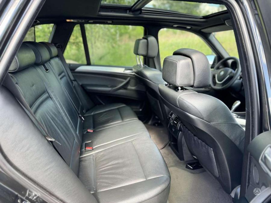 Melns BMW X5 2008 Kauņa, ar dzinēja tilpumu 2.99 L un nobraukumu 198 tūkst. km par 11999 €, foto 20 vietnē AUTOMOTO.COM.LV