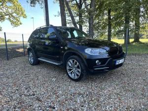 Black BMW X5 2008 in Cesis, with an engine capacity of 3.00 L and mileage of 0 thousand km for 8700 €, photo 3 on AUTOMOTO.COM.LV